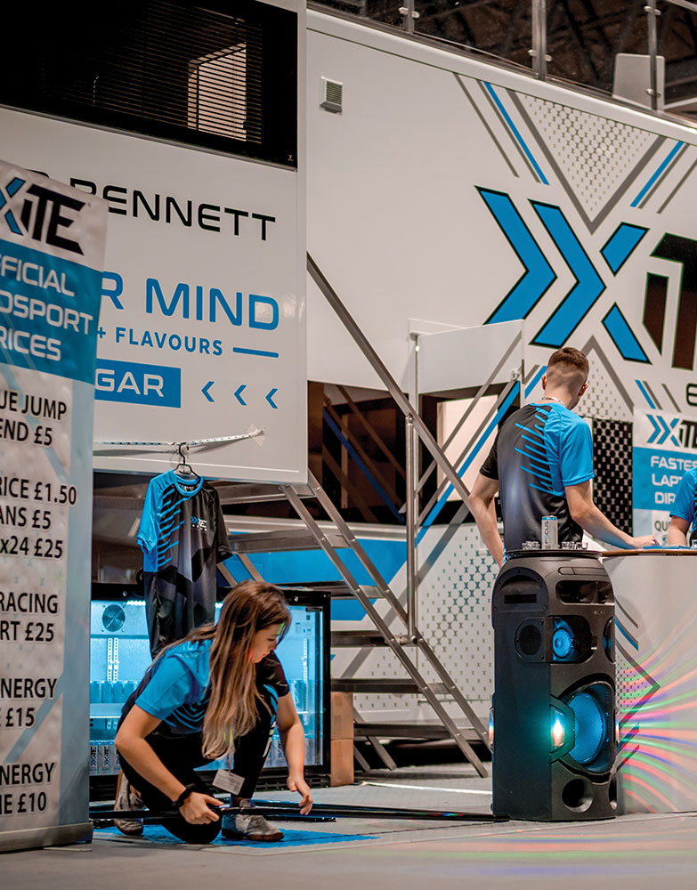 Interlocking tiles | Mototile