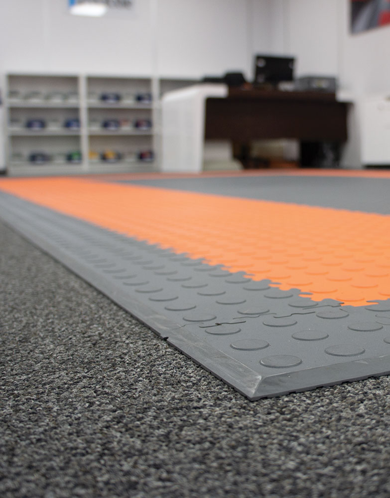 Interlocking tiles | Mototile