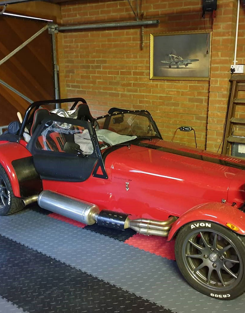 Interlocking tiles | Mototile