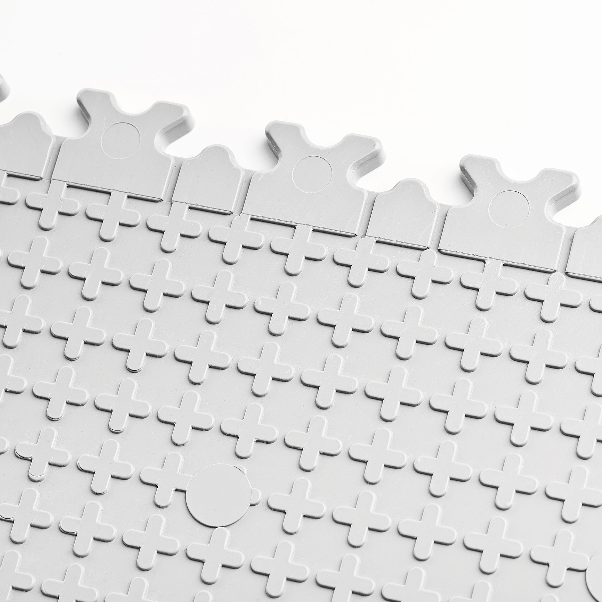 Garage Floor Tiles | MotoLock Black Recycled | Diamond Plate