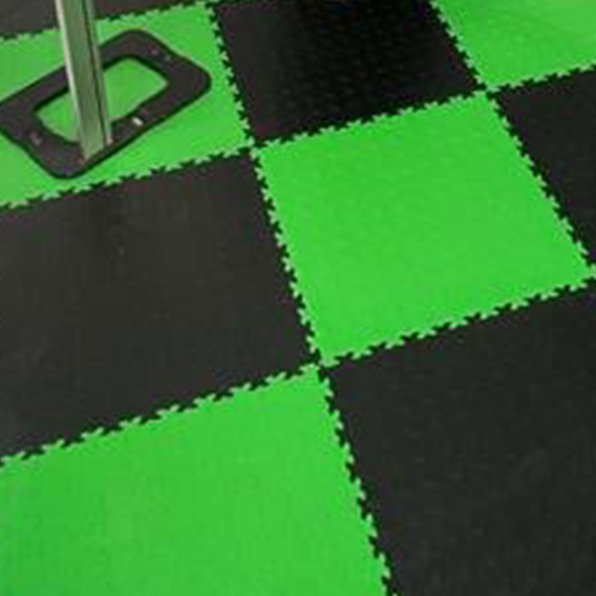 Garage Floor Tiles | MotoLock Light Green | Diamond Plate